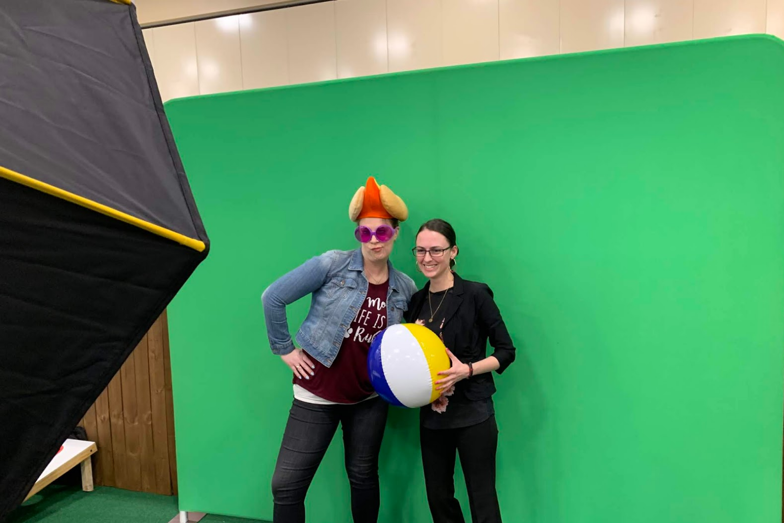 Photo booth green screen | Takub